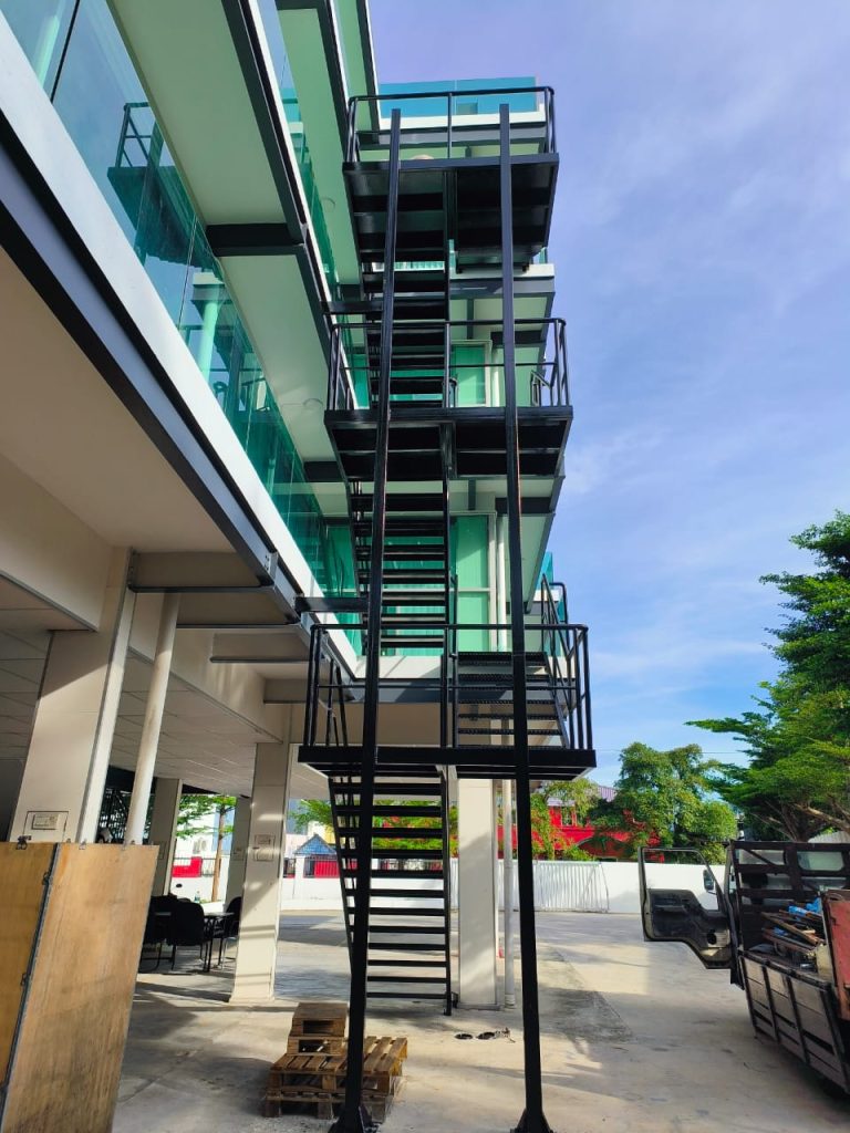 SS 02-Iron Staire Steel Structure Ladder - Matric Services